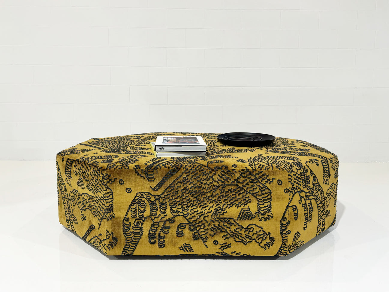The Forsyth Octo Ottoman in Dedar Tiger Mountain, 48 x 60 in – FORSYTH