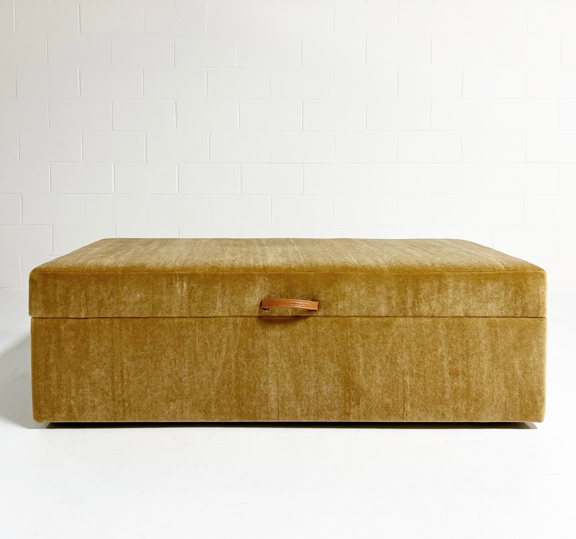 The Forsyth Storage Ottoman in Pierre Frey Teddy Mohair – FORSYTH