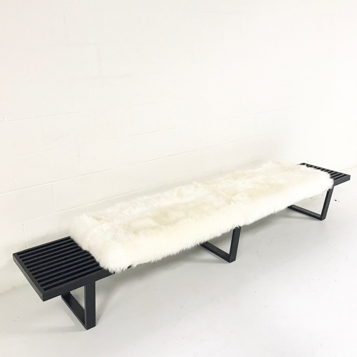 Model 4693 Platform Bench with Sheepskin Cushion – FORSYTH